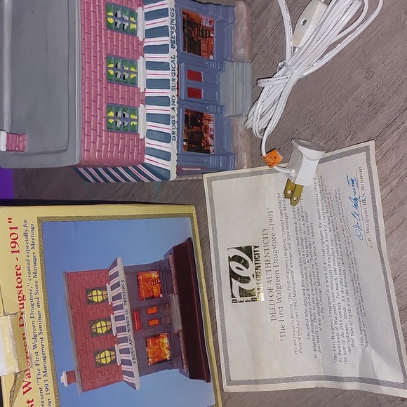 Art | Rare Walgreens Collectible The First Walgreens Drugstore 191 ...